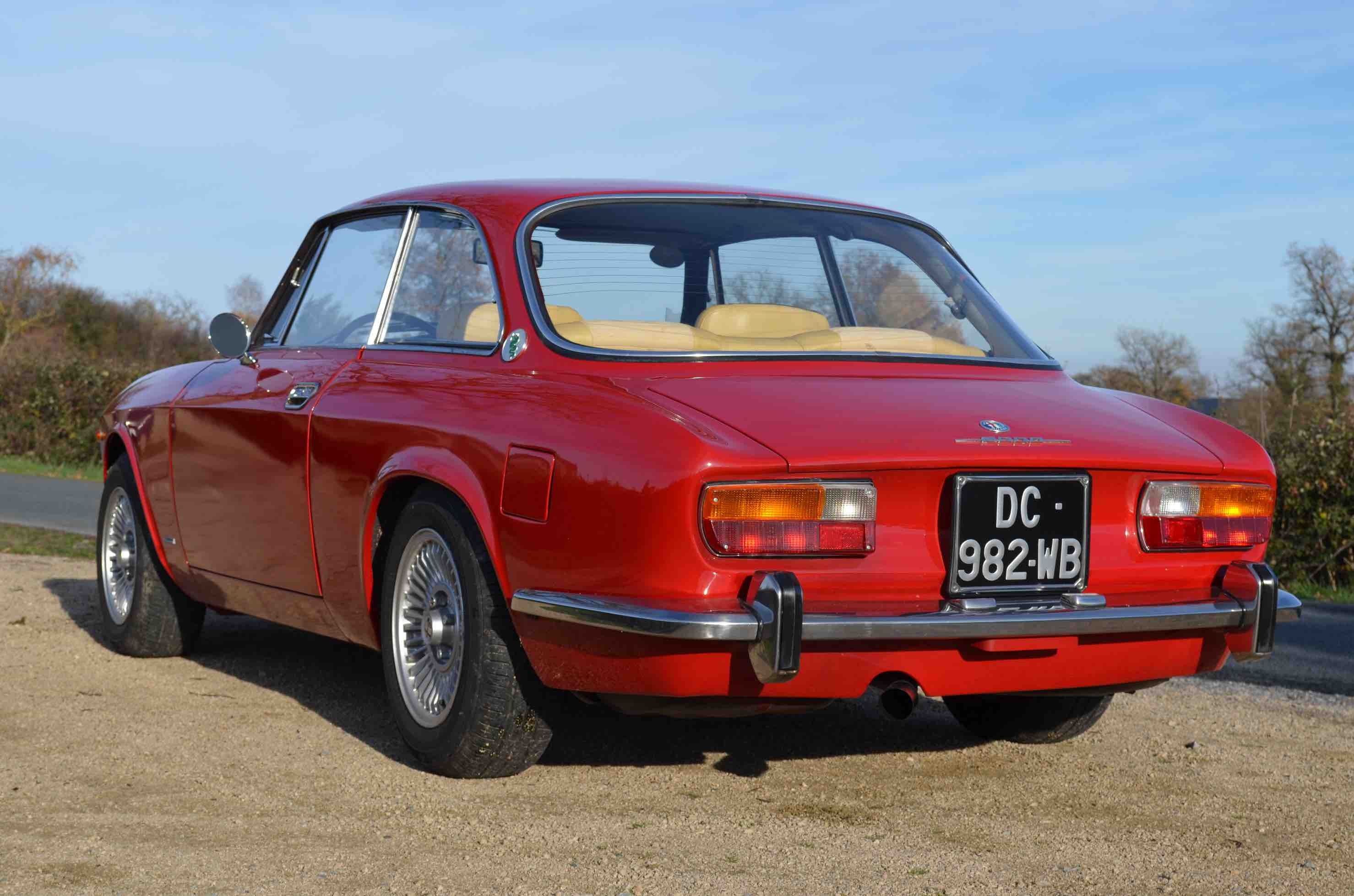 Alfa Giulia GTV 2000 : Addictif | POA